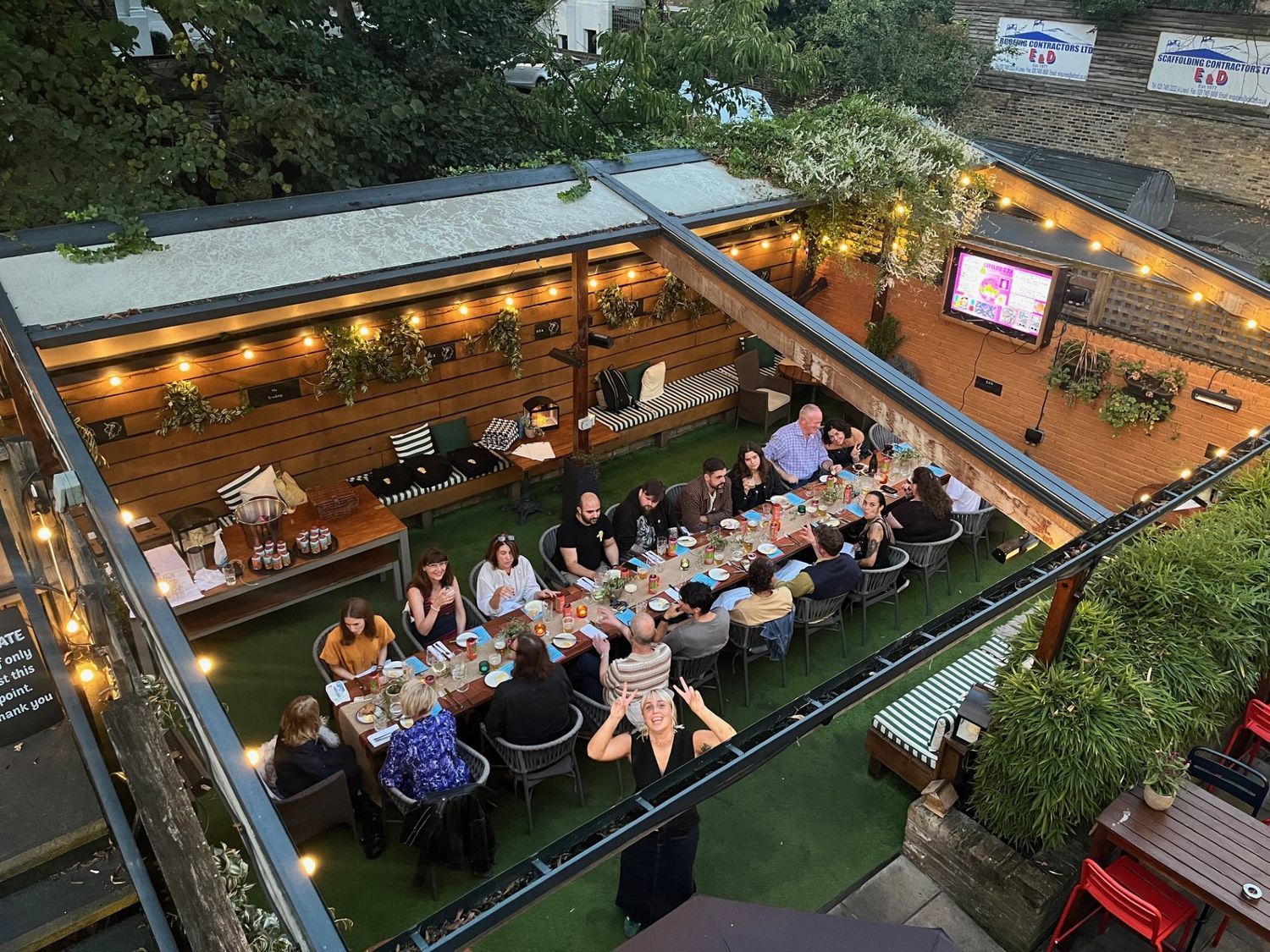 The Lion & Unicorn | pub | Kentish Town | Young's Pubs