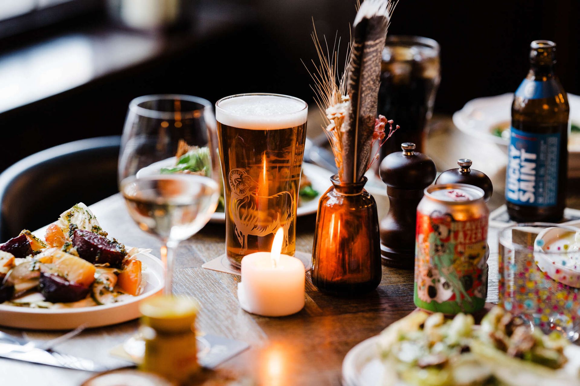 The Lion & Unicorn | pub | Kentish Town | Young's Pubs